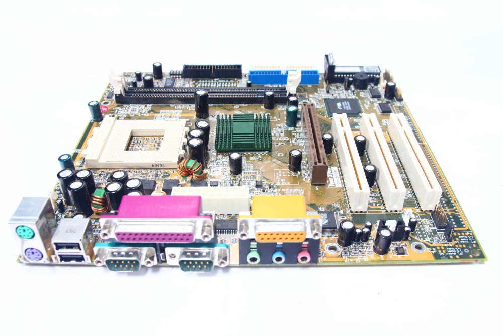 Chaintech 7AIA0-E10AC mikroATX Mainboard AMD Sockel/Socket A 462 AGP ...