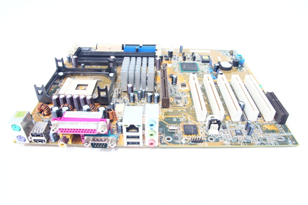 Asus P4P800-F ATX PC Mainboard AMD Sockel/Socket 478 AGP DDR1 SATA ...