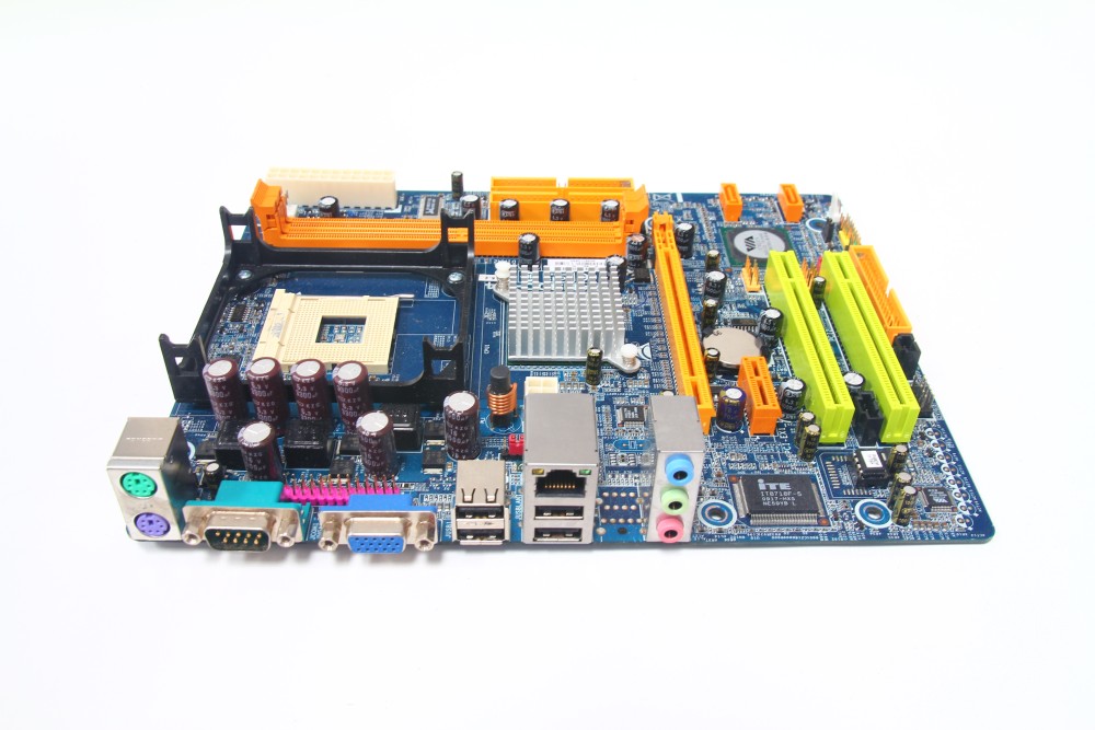 Biostar P4M900-M4 mATX Desktop PC Motherboard Intel Sockel/Socket 478 ...
