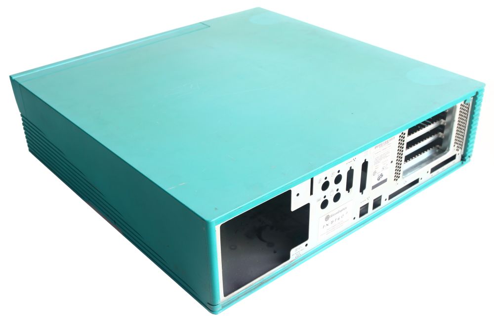 Silicon Graphics SGI Indigo 2 Case Leer-Gehäuse CMNB007Y100 + 2x Caddy