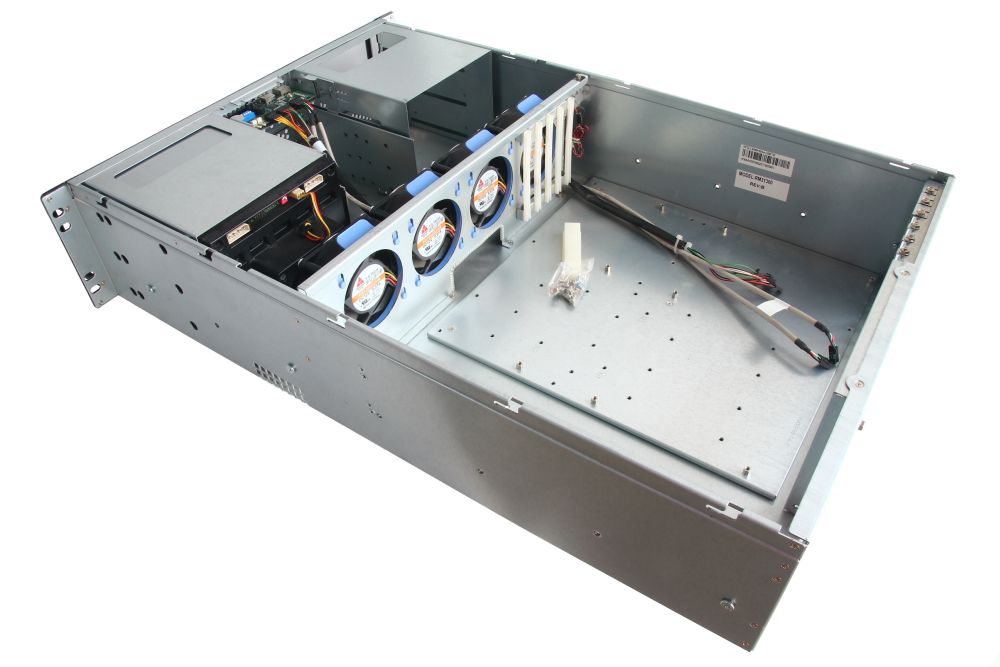 Chenbro RM31300 3HE 3U Server-Chassis Rack-Mount Case 19" Gehäuse B ...