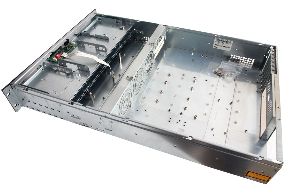 Chenbro RM21502 2HE Rack-Mount 19" Server-Chassis Case 2U Gehäuse E-ATX
