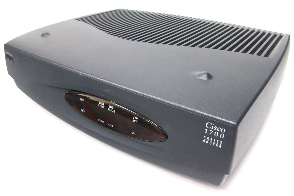 Cisco Systems 1700 Series 1721 Modular Access Router 10/100 Ethernet ...