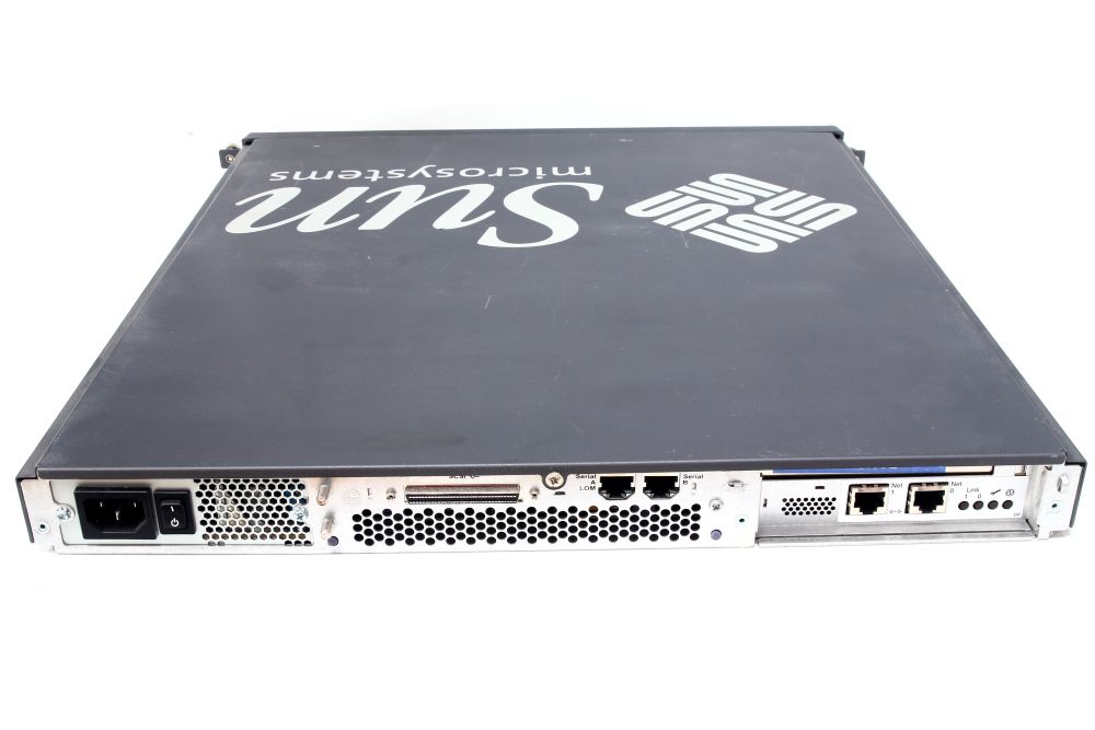 SUN Netra t1 105 Workstation 1U Rack-Mount P/N 263-0819-01 512MB 18GB ...