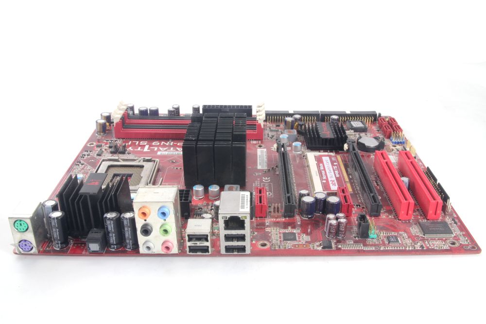 Abit Fatal1ty FP-IN9 SLI ATX Desktop PC Mainboard Intel Socket 775 ...