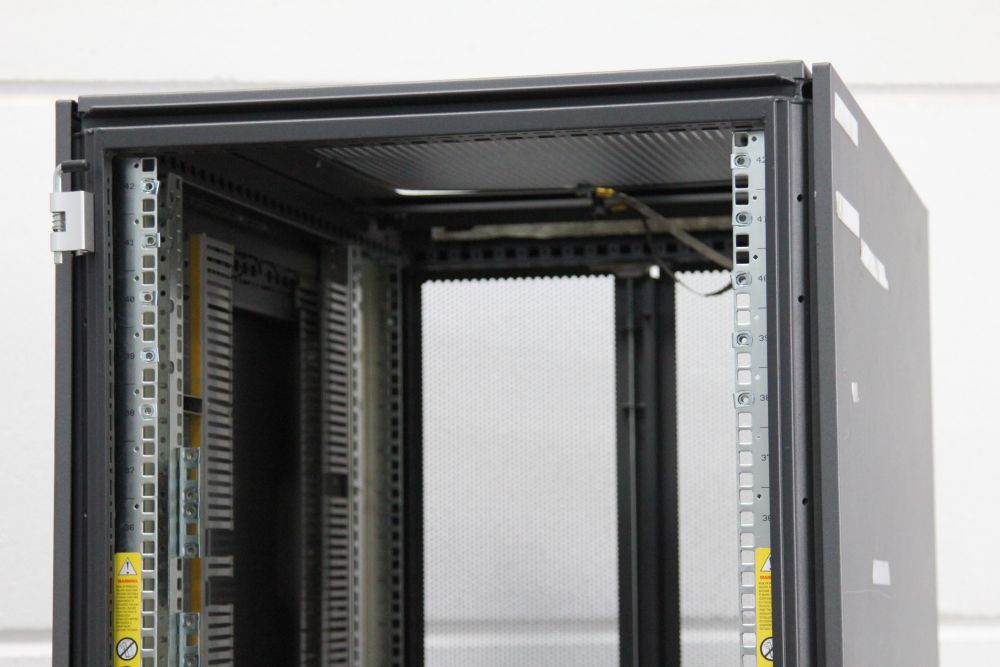 HP 10642 42U Graphite Server Rack-Mount Cabinet 42HE Server-Schrank ...
