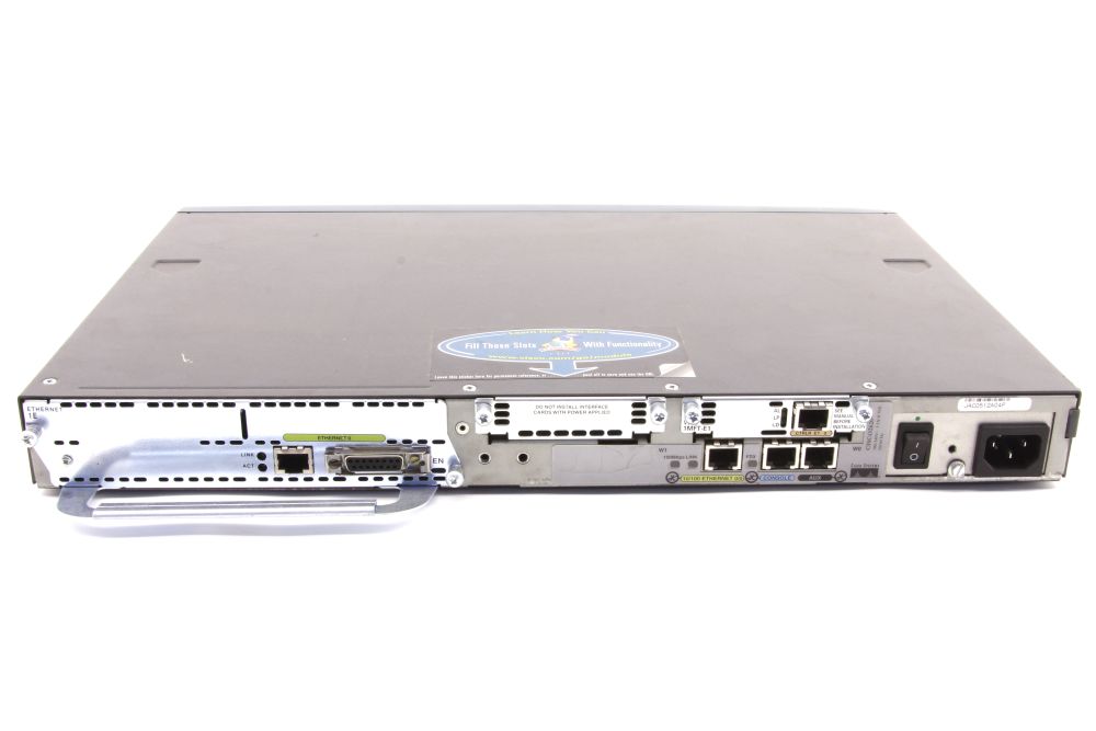 Cisco Systems 2600 Series 2620 10/100Mbps Fast Ethernet Router P/N 800 ...