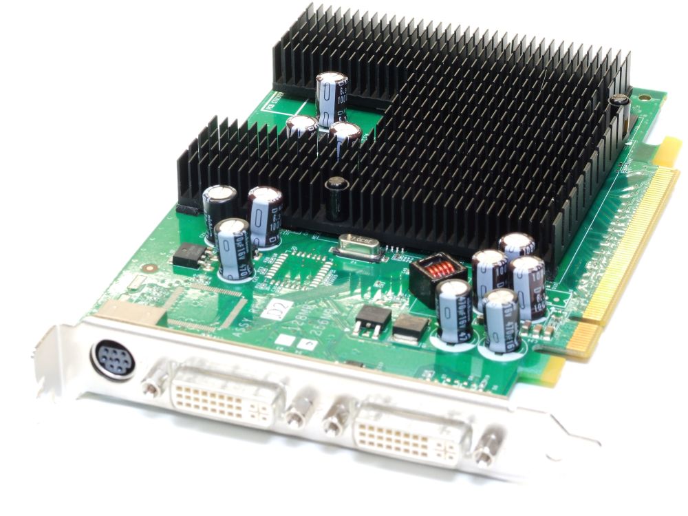 Leadtek nVidia Geforce 7300LE 256MB PCIe PC Graphics Card LR2A47 B-Ware ...