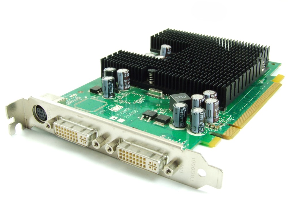 Nvidia GeForce 7300LE 128MB TrueMemory GPU 2x DVI LR2A47 S26361-D2421 ...