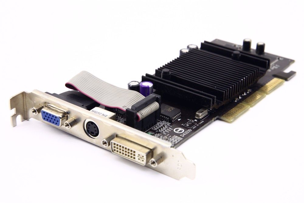 AOpen GeForce MX440 AGP 8X 64MB DVI S-Video PC Grafikkarte Graphic Card ...