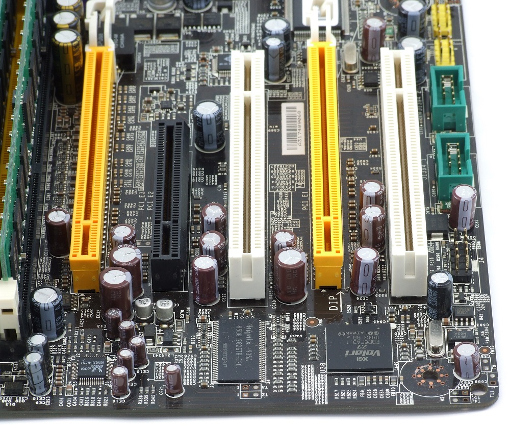 MSI MS-9661 Socket/Sockel F 1207 2U ATX Server-Board 2x Quad 2.1GHz CPU ...